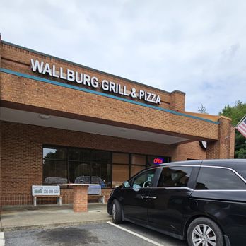 WALLBURG GRILL & PIZZERIA - Updated October 2025 - 77 Photos & 36 ...