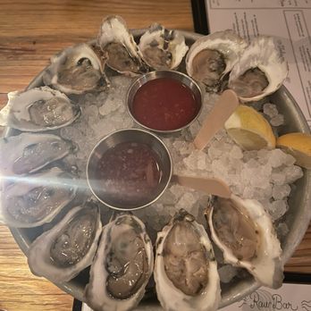 MERMAID OYSTER BAR - Updated July 2024 - 259 Photos & 121 Reviews - 127 ...