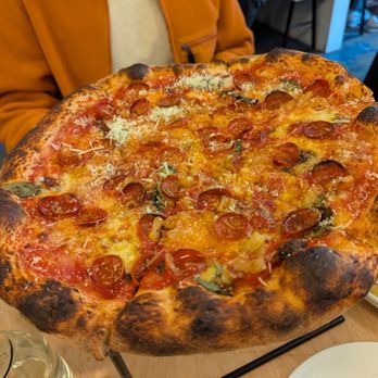 CORNELLY - Updated 05/2025 - 428 Photos & 268 Reviews - 601 Summit Ave ...