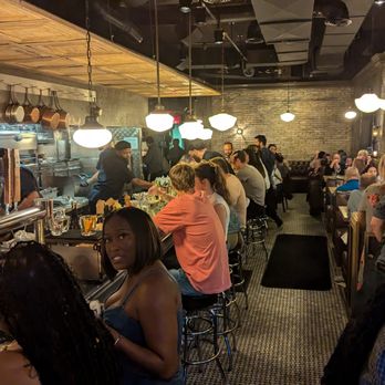 AU CHEVAL - Updated February 2025 - 9810 Photos & 9200 Reviews - 800 W ...