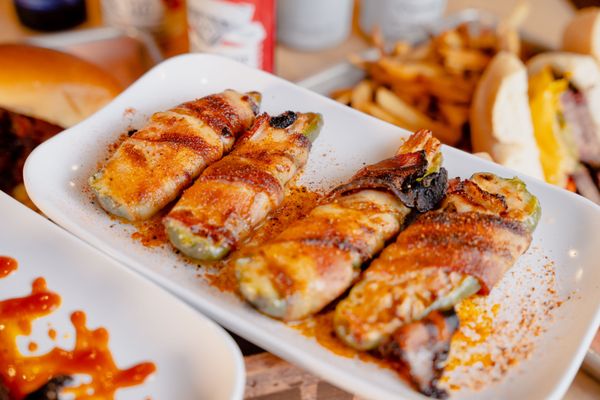 BOBBIQUE - Updated December 2025 - 457 Photos & 486 Reviews - 70 W Main ...