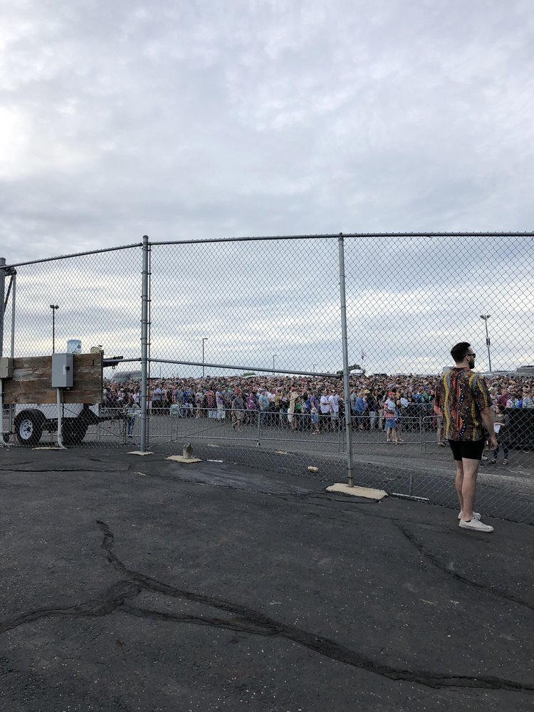 ALPINE VALLEY MUSIC THEATER - Updated January 2026 - 10 Photos & 33 ...