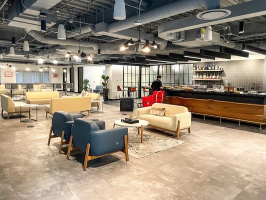 IMPACT HOUSE - Updated January 2025 - 40 Photos - 200 W Madison St ...