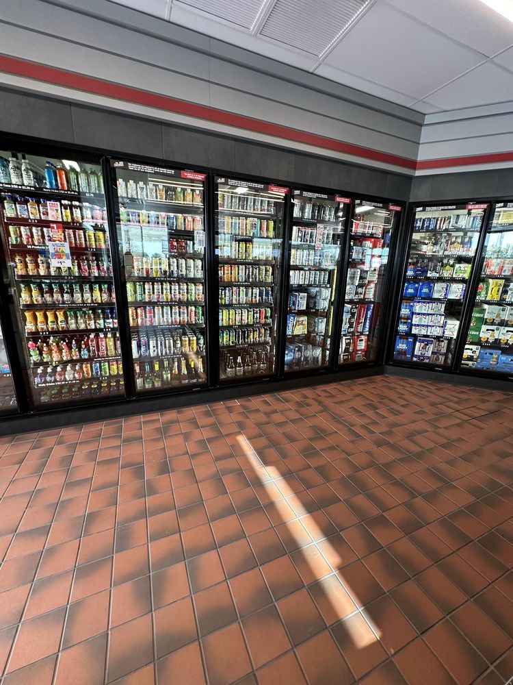 QUIKTRIP - Updated November 2025 - 12 Photos - 2360 E Shawnee Rd ...