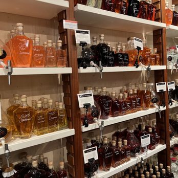 SPIRITS AND SPICE - Updated April 2025 - 28 Photos & 19 Reviews - 835 N ...