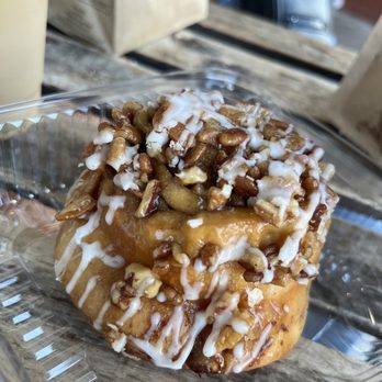 QUACK’S 43RD STREET BAKERY - Updated December 2024 - 588 Photos & 859 ...