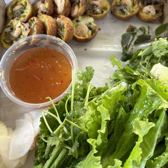 BANH KHOT LADY - Updated August 2024 - 593 Photos & 435 Reviews - 10032 ...