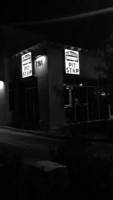 DESERT PIT STOP - Updated January 2026 - 17 Photos & 39 Reviews - 7161 ...