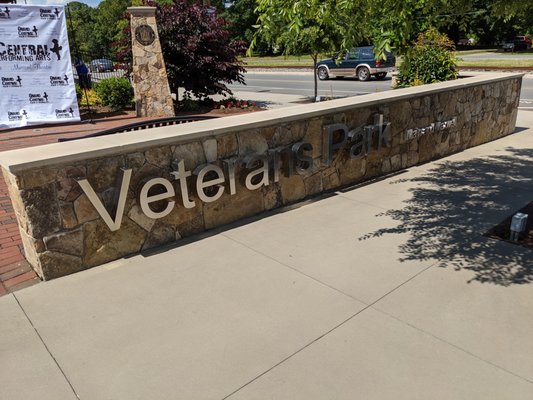 HUNTERSVILLE VETERANS PARK - Updated July 2024 - 12 Photos - 100 Main ...