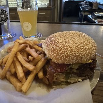 SOUTHERN TIER BREWERY PITTSBURGH - Updated July 2024 - 854 Photos & 622 ...