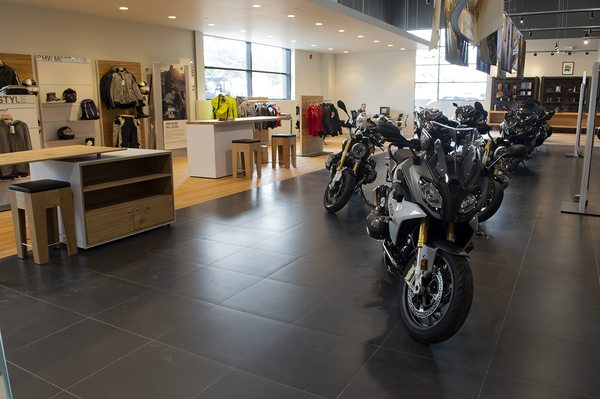 RALLYE MOTOPLEX - Updated December 2025 - 25 Photos & 19 Reviews - 950 ...