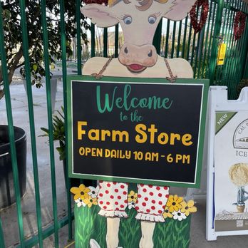 CAL POLY POMONA FARM STORE - Updated July 2024 - 919 Photos & 201 ...