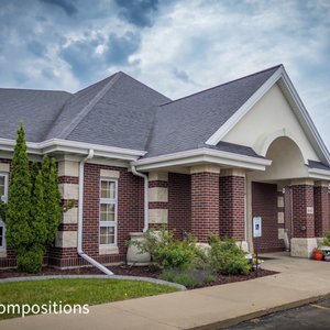 HAND TO SHOULDER CENTER OF WISCONSIN - Updated December 2024 - 2323 N ...