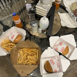 KILLER BURGER POTRANCO - Updated December 2025 - 285 Photos & 129 ...