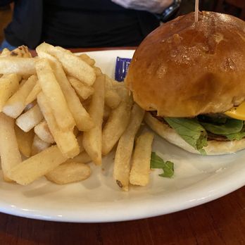 MIDDLETON TAVERN - Updated June 2025 - 310 Photos & 550 Reviews - 2 ...