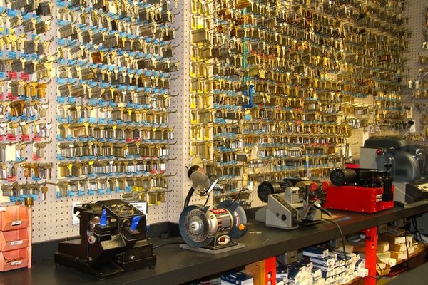 BROOKLINE LOCK COMPANY - Updated July 2025 - 56 Reviews - 33 Harvard St ...