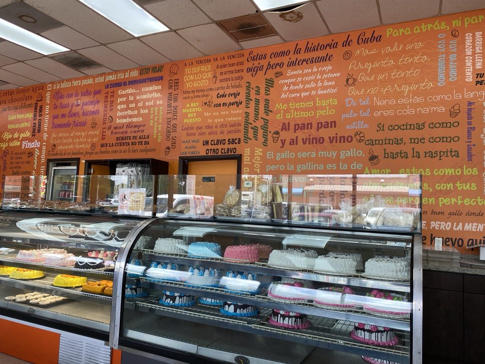 FINALE BAKERY - Updated July 2024 - 32 Photos & 35 Reviews - 1738 W ...