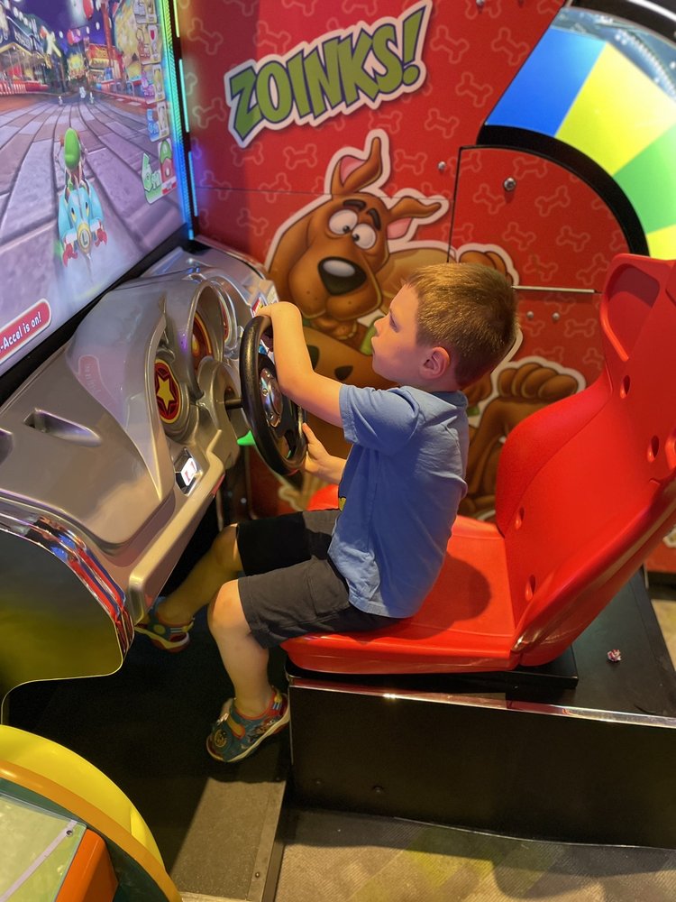 TREE HOUSE ARCADE - 11 Photos - 350 Trolley Line Blvd, Mashantucket ...