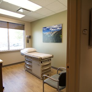 LAYTON CLINIC - Updated August 2025 - 16 Reviews - 2075 University Park ...