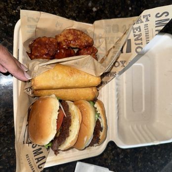 SMACKERS - Updated December 2025 - 140 Photos & 93 Reviews - 7780 US-64 ...