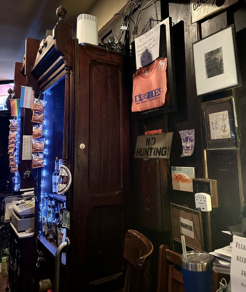 DOOBIES - Updated October 2025 - 22 Photos & 160 Reviews - 2201 Lombard ...