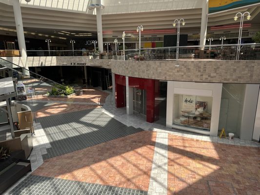OAK VIEW MALL - Updated January 2026 - 30 Photos & 38 Reviews - 3001 S ...