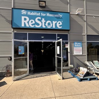 HABITAT FOR HUMANITY RESTORE - Updated January 2026 - 10 Photos - 104 ...