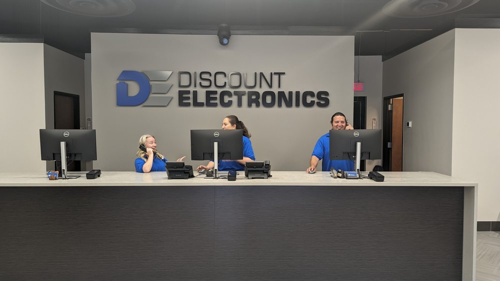 DISCOUNT ELECTRONICS - Updated December 2025 - 28 Photos & 474 Reviews ...
