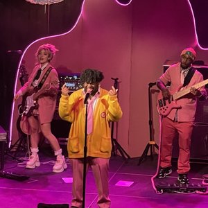 THE KNITTING FACTORY - 41 Photos & 94 Reviews - 416 S 9th St, Boise ...