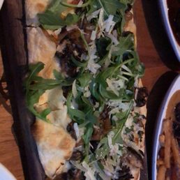 FIN POINT OYSTER BAR & GRILL - Updated October 2025 - 839 Photos & 605 ...