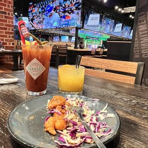 SOMEBURGER - Updated January 2025 - 13407 Langston Blvd, Mont Belvieu ...