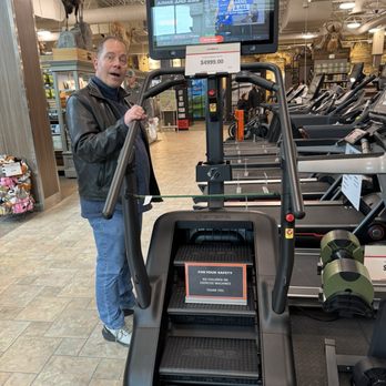 SCHEELS - Updated December 2025 - 95 Photos & 71 Reviews - 17202 ...