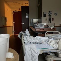 ST. JOSEPH HOSPITAL - 154 Photos & 410 Reviews - 1100 W Stewart Dr ...