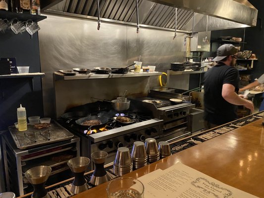 TOWN COUNCIL KITCHEN AND BAR - Updated May 2025 - 88 Photos & 72 ...