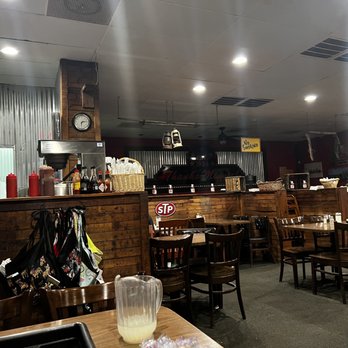 BILLY RAY’S BAR-B-Q & CATFISH - Updated December 2025 - 46 Photos & 50 ...