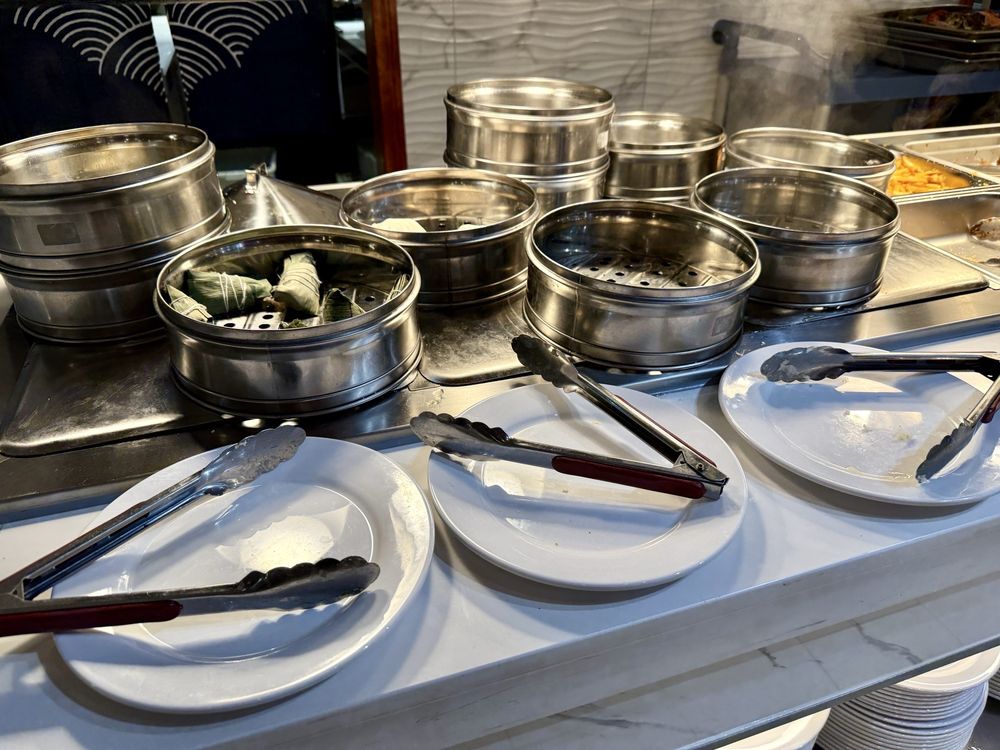 OCEAN BUFFET - Updated October 2025 - 198 Photos & 92 Reviews - 1860 ...