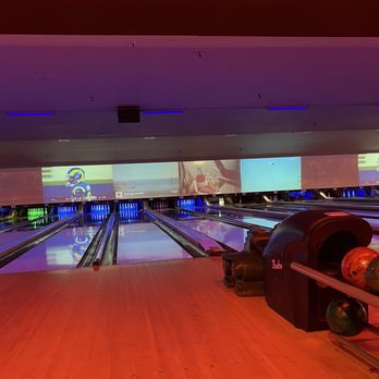 BOWLERO FULLERTON - Updated August 2025 - 157 Photos & 193 Reviews ...