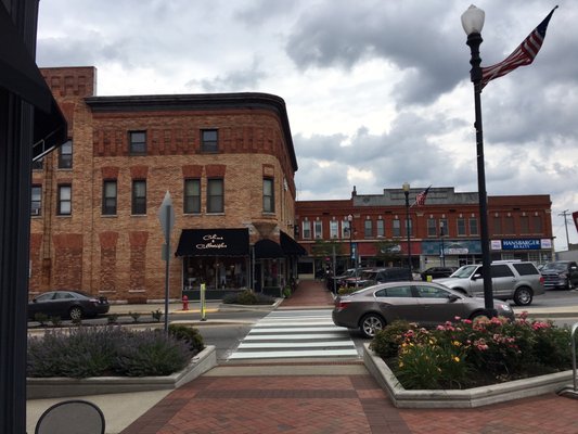 SUTTON’S DELI - 39 Photos & 63 Reviews - 140 N Public Sq, Angola, IN - Yelp