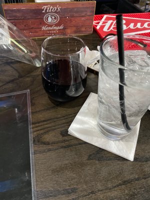 TAVERN 018 - Updated July 2024 - 39 Photos & 41 Reviews - 8130 Macon ...