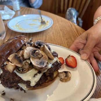 ERI BOO’S FRESH BRUNCH - Updated August 2025 - 74 Photos & 62 Reviews ...