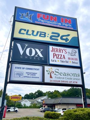 FUN IN TRAMPOLINE PARK - Updated December 2025 - 11 Reviews - 653 S ...