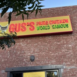 GUS’S WORLD FAMOUS FRIED CHICKEN - VAN BUREN - Updated July 2025 - 308 ...