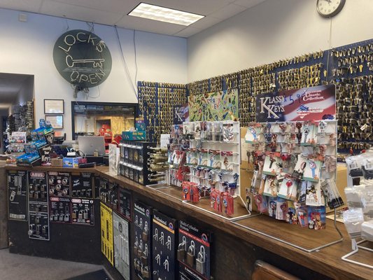 YE OLE LOCKSMITH SHOPPE - Updated October 2025 - 21 Reviews - 1875 ...