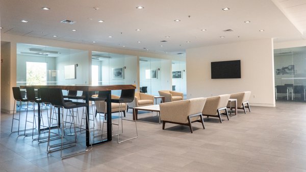 BERT OGDEN CADILLAC - Updated January 2026 - 18 Photos - 4801 S I-69C ...