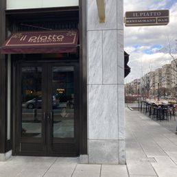 IL PIATTO - Updated October 2025 - 382 Photos & 235 Reviews - 900 Black ...