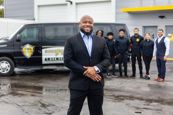 FAST GUARD SERVICE - Updated December 2025 - 22 Photos - 925 S 21st Ave ...