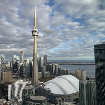 AERA - Updated December 2025 - 221 Photos & 48 Reviews - 8 Spadina ...