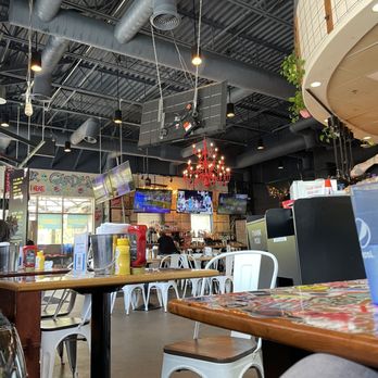 HOT CHIP BURGER BAR - Updated October 2025 - 174 Photos & 161 Reviews ...