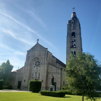 SACRED HEART CATHOLIC CHURCH - Updated September 2025 - 37 Photos ...