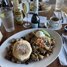 WAVE STREET CAFÉ - Updated December 2025 - 1597 Photos & 1263 Reviews ...